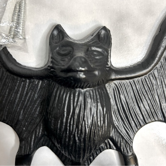 Haunted Manor | Holiday | New Halloween Haunted Manor Metal Black Bat ...